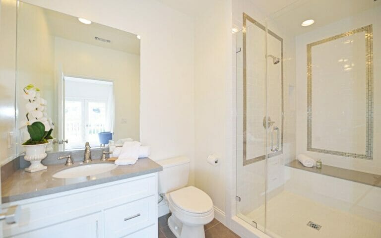 Choosing Caesarstone for Your Bathroom | Caesarstone US