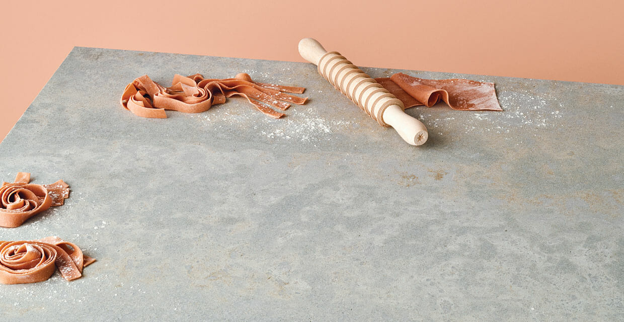 Quartz Countertops With Gold Veins: Design Ideas | Caesarstone US